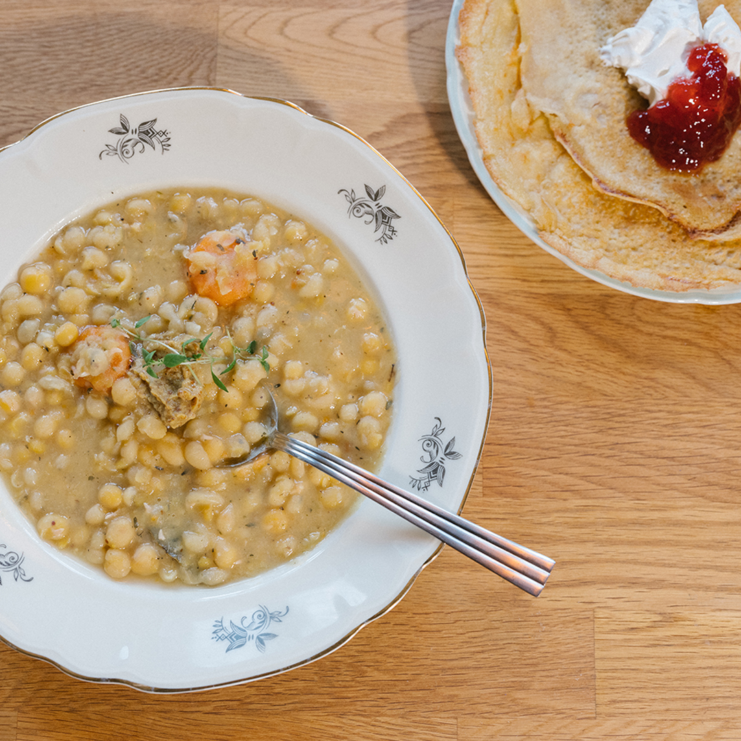 Ärtsoppa och pannkakor VEGO | Instruktioner och recept – Mathem Ärtsoppa och pannkakor VEGO | Instruktioner och recept – Mathem